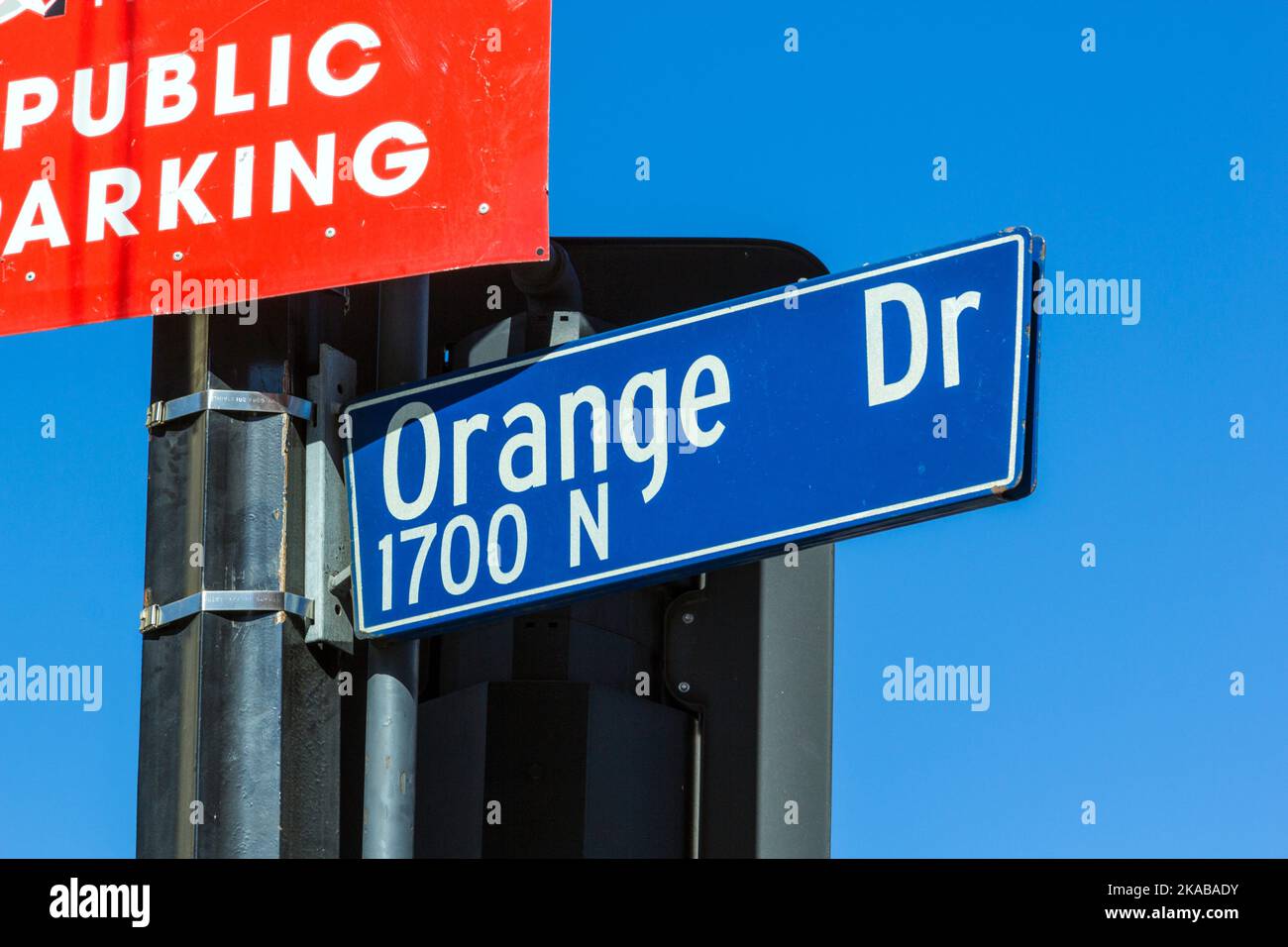 street sign Orange Drive in Hollywood, Los Angeles Stock Photo - Alamy