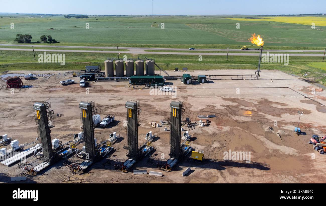 Hydraulic fracturing aerial hi-res stock photography and images - Alamy