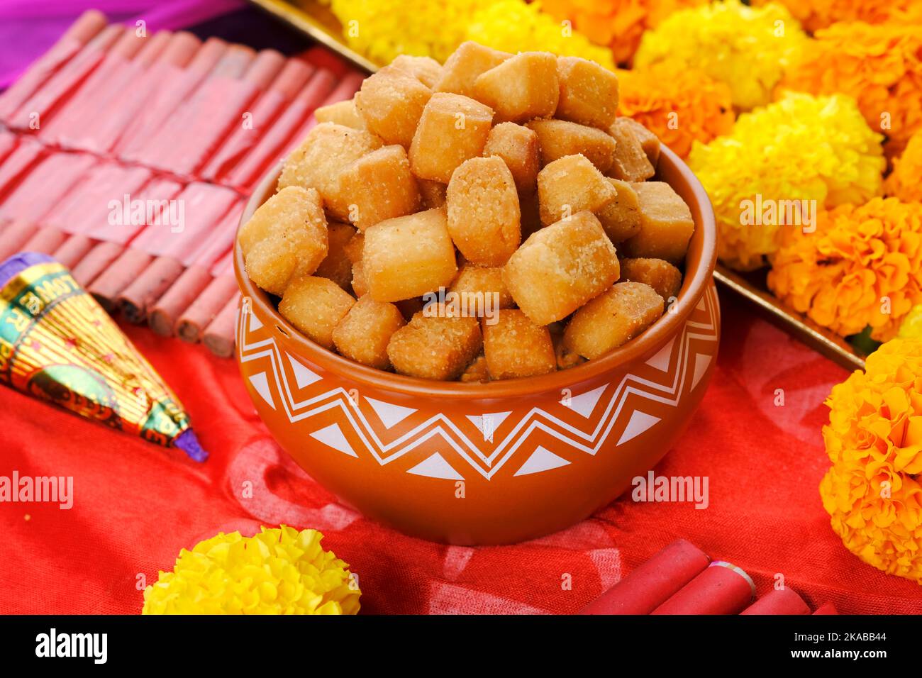 Shakkar pare / Shakkarpare / shankar pale is a sweet tea time snack ...