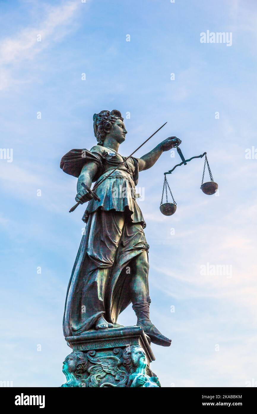 lady justice in Frankfurt Stock Photo - Alamy