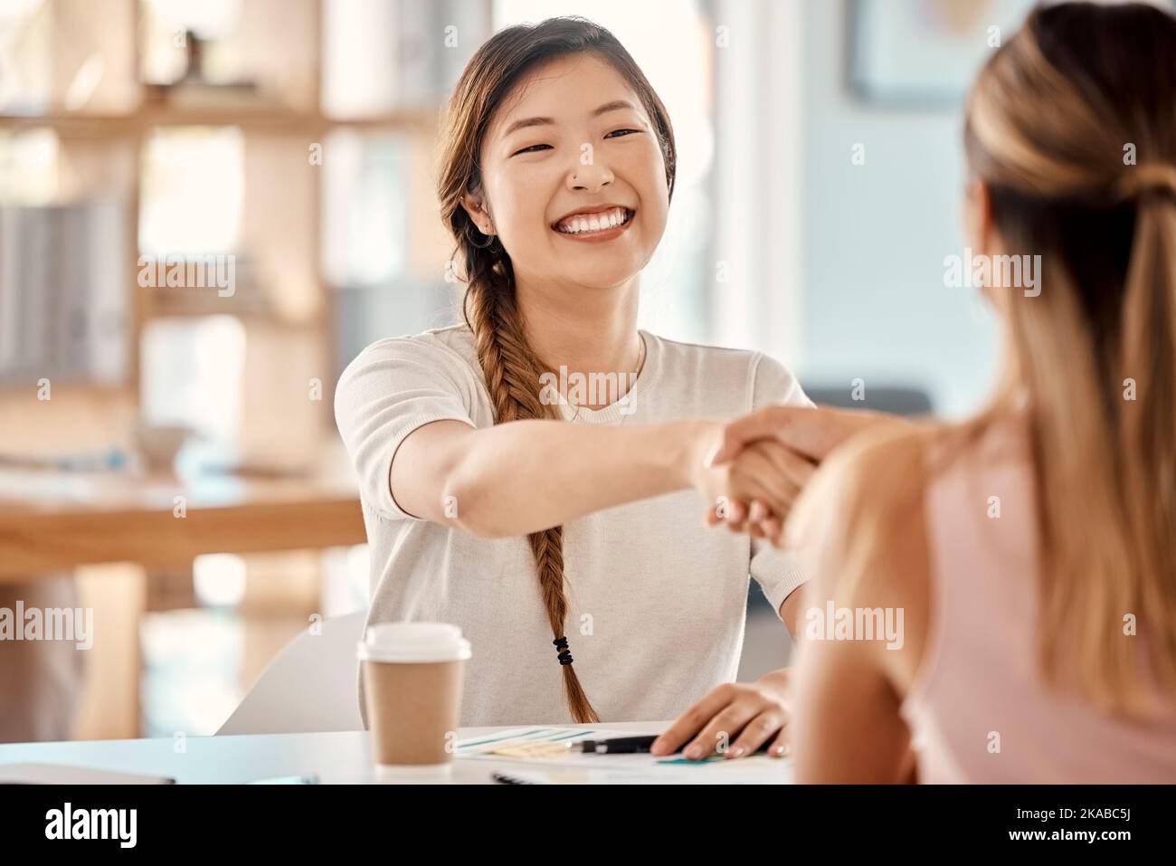 Interview handshake hi-res stock photography and images - Alamy