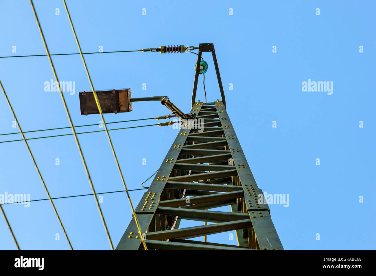 Railroad overhead lines against clear blue sky, Contact wire Stock ...