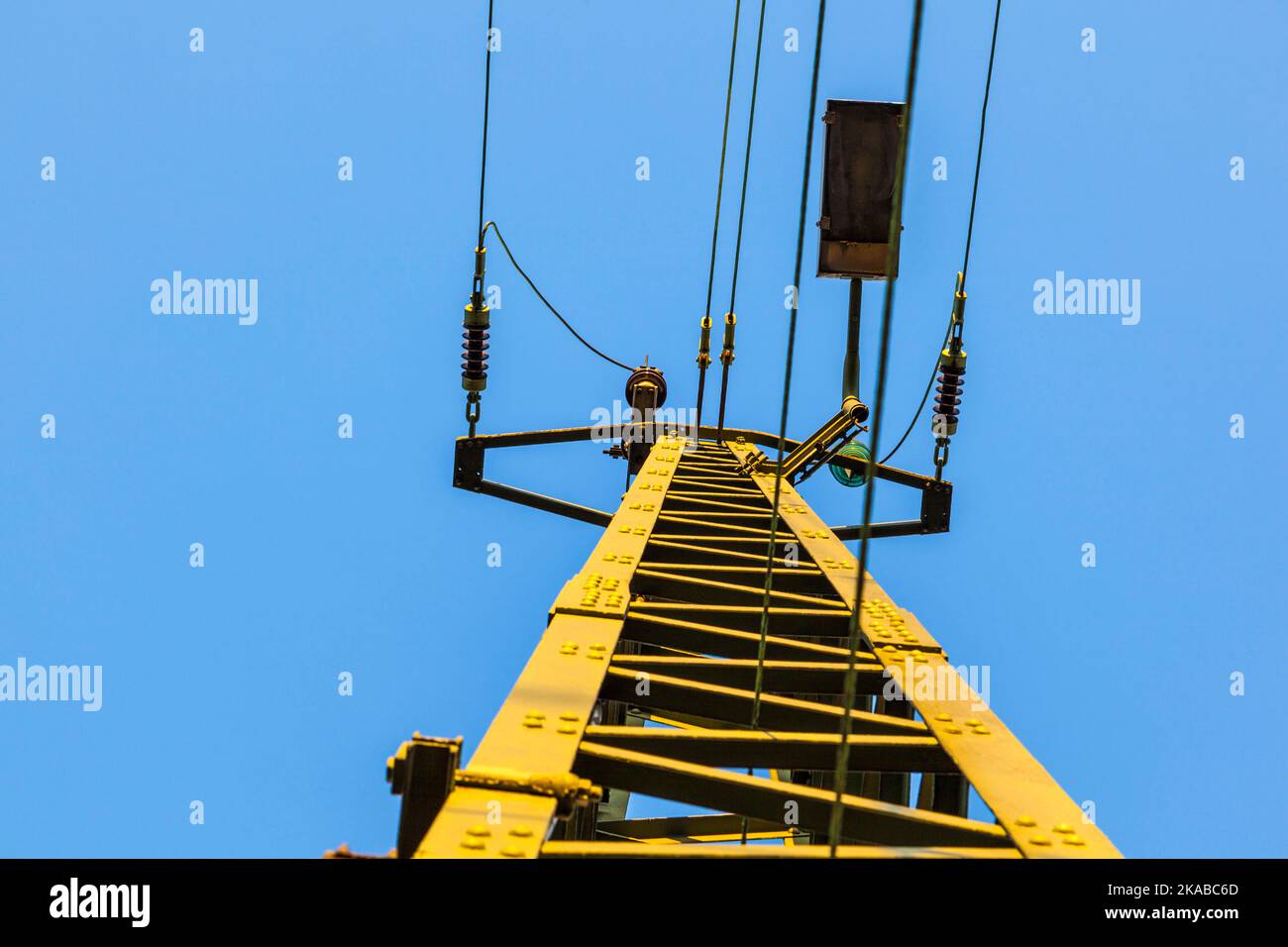 Railroad overhead lines against clear blue sky, Contact wire Stock ...