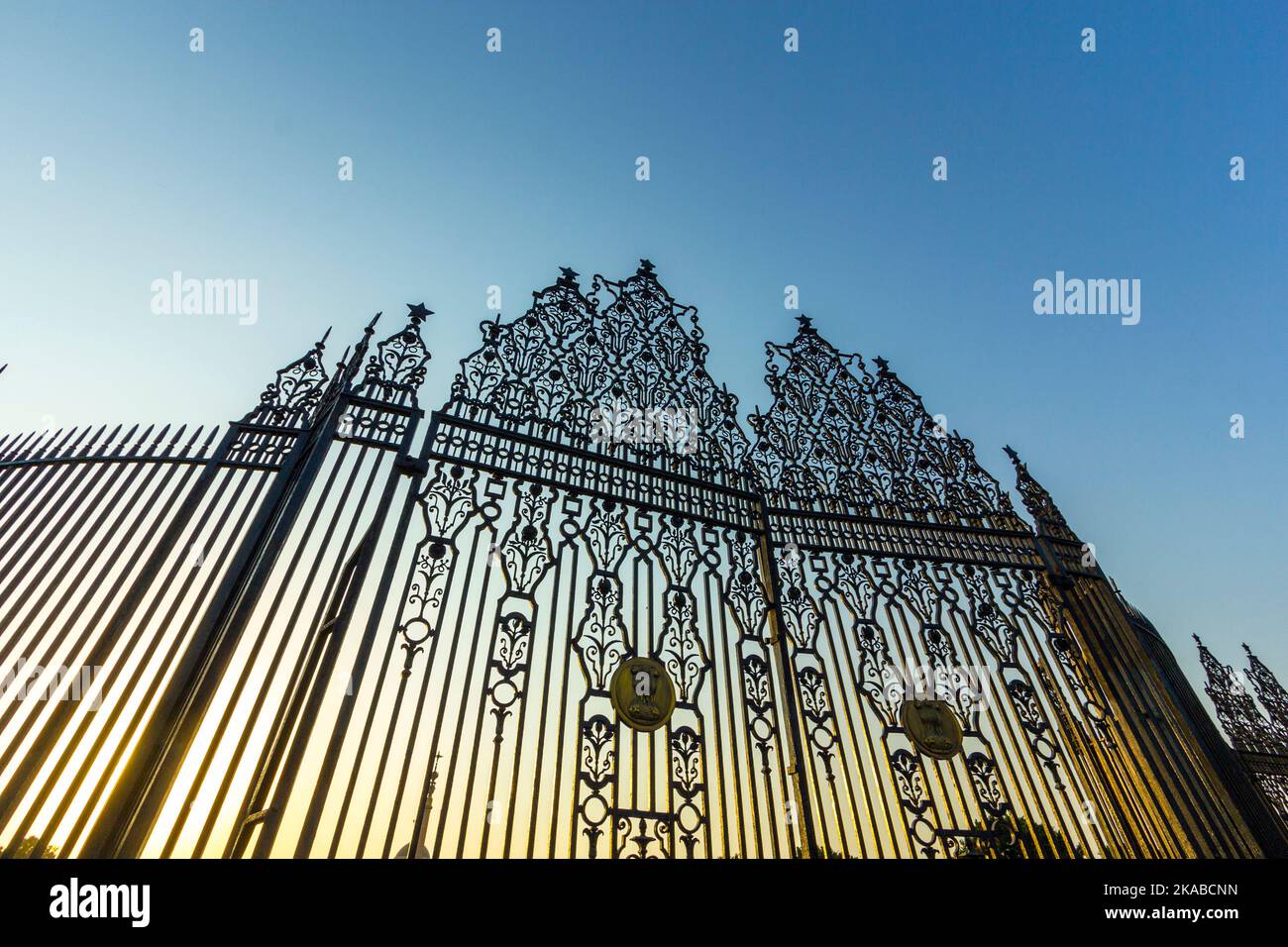 gate at indian parliament in Delhi Stock Photo - Alamy