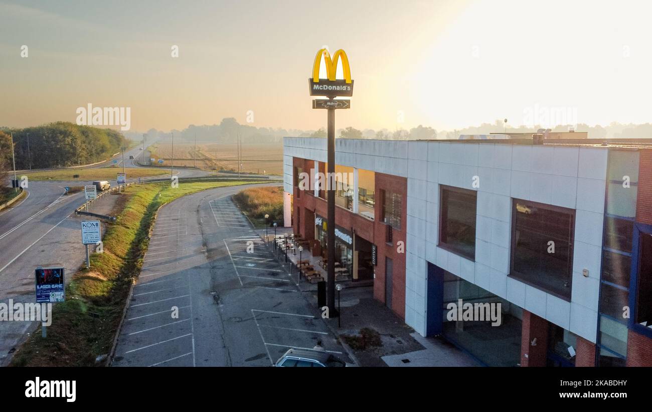 aerial view of a burger king restaurant tall roadside tall signage ...