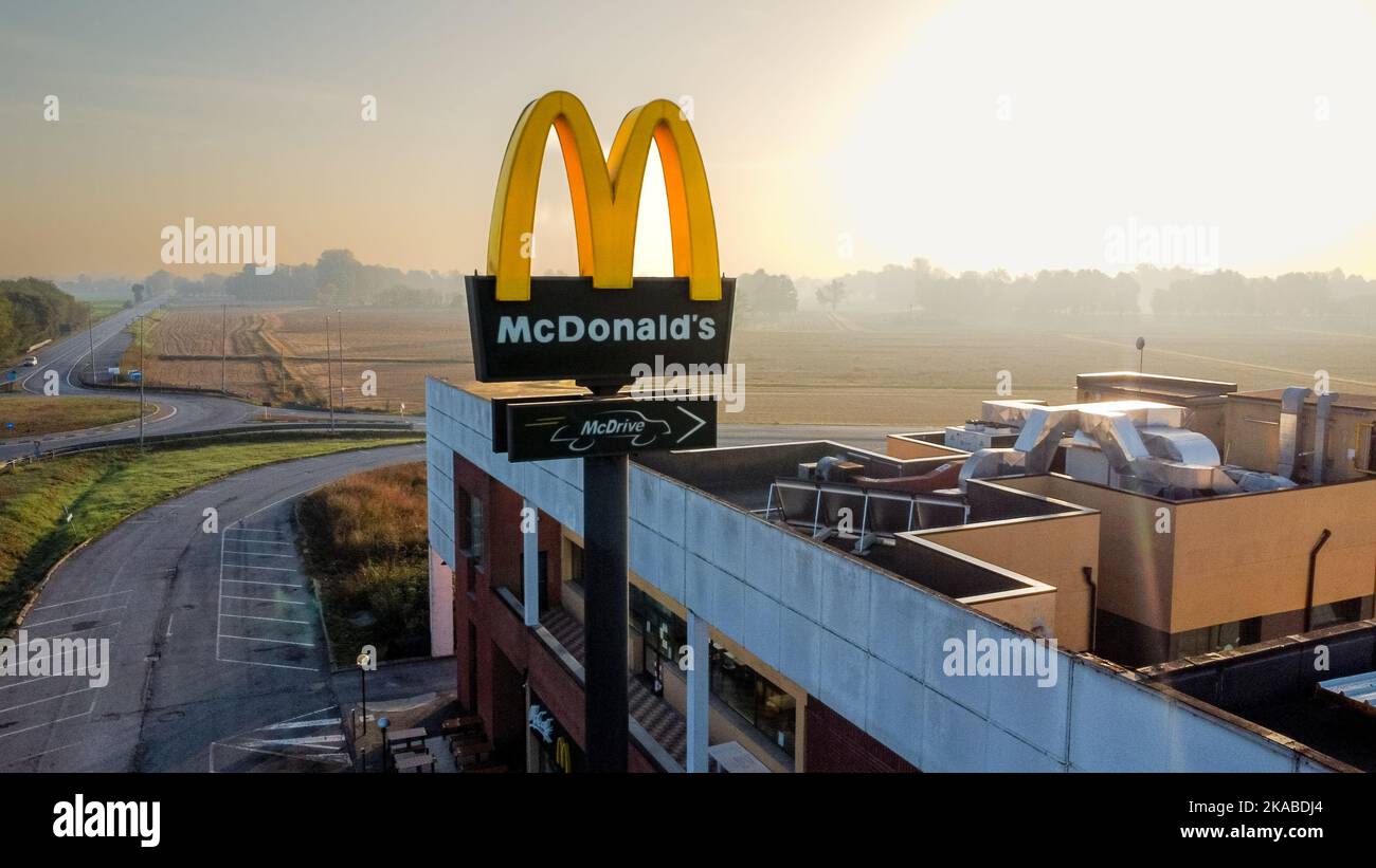 aerial view of a burger king restaurant tall roadside tall signage ...