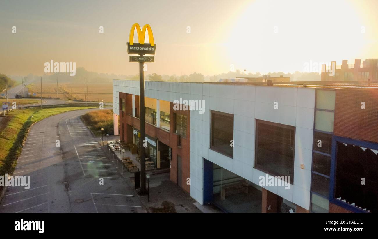 aerial view of a burger king restaurant tall roadside tall signage ...