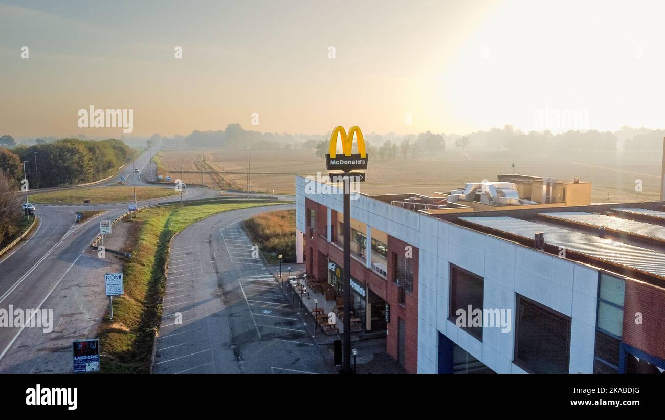 aerial view of a burger king restaurant tall roadside tall signage ...
