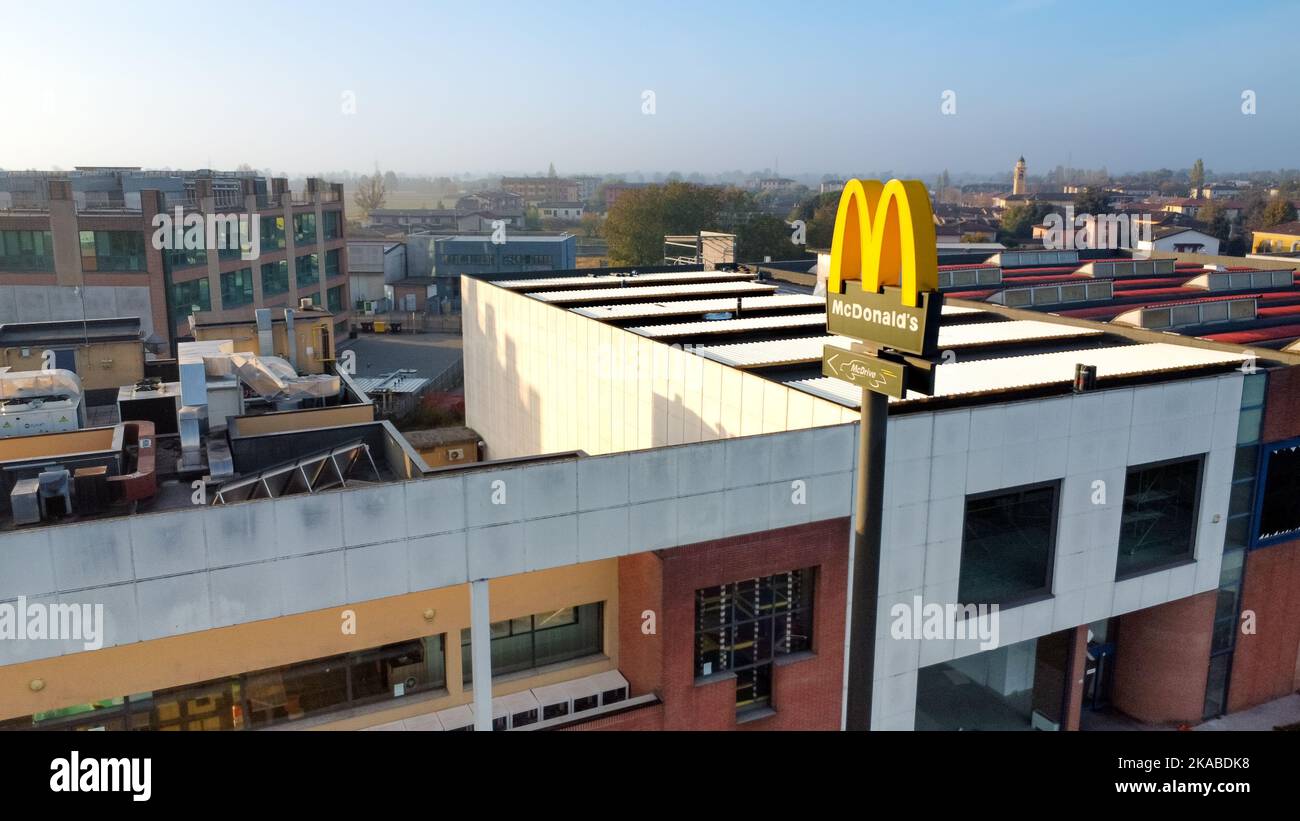 aerial view of a burger king restaurant tall roadside tall signage ...