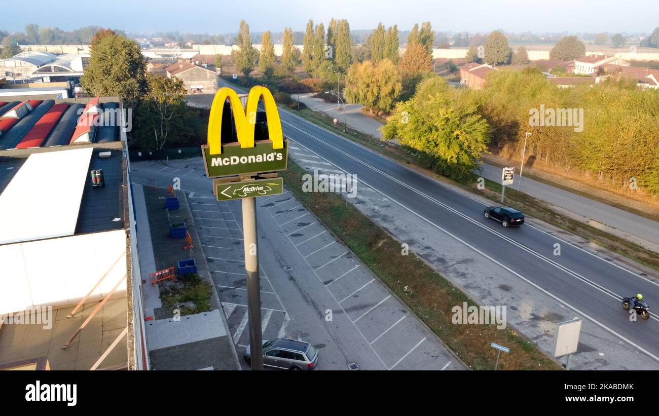 aerial view of a burger king restaurant tall roadside tall signage ...