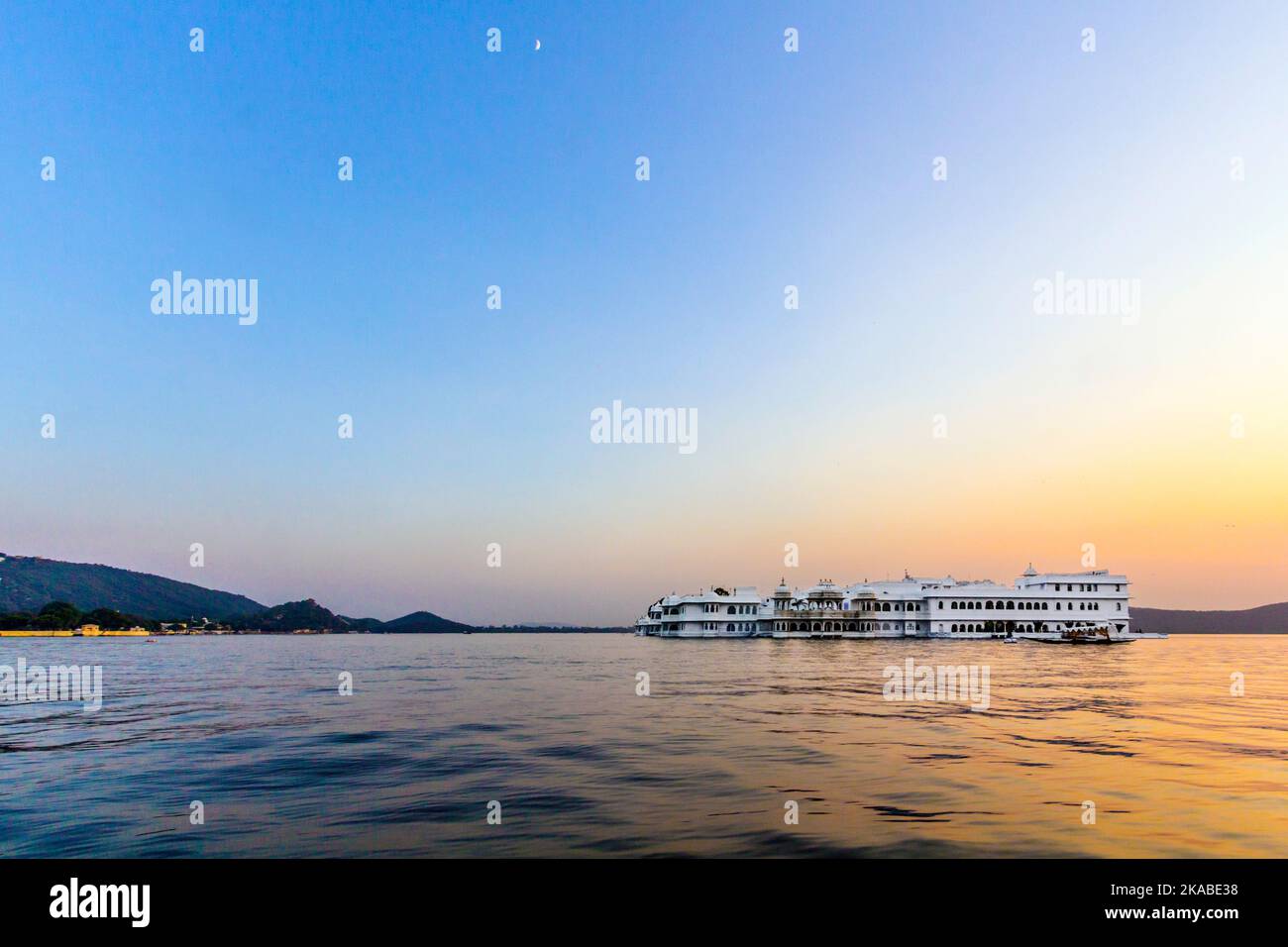 The Lake Palace, Udaipur Rajasthan Stock Photo - Alamy