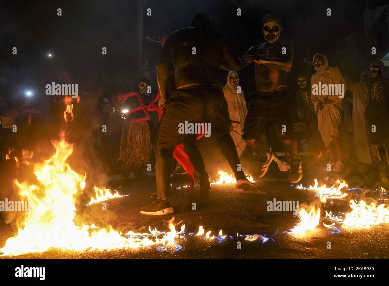 Tonacatepeque, El Salvador. 01st Nov, 2022. Revelers dressed up ...
