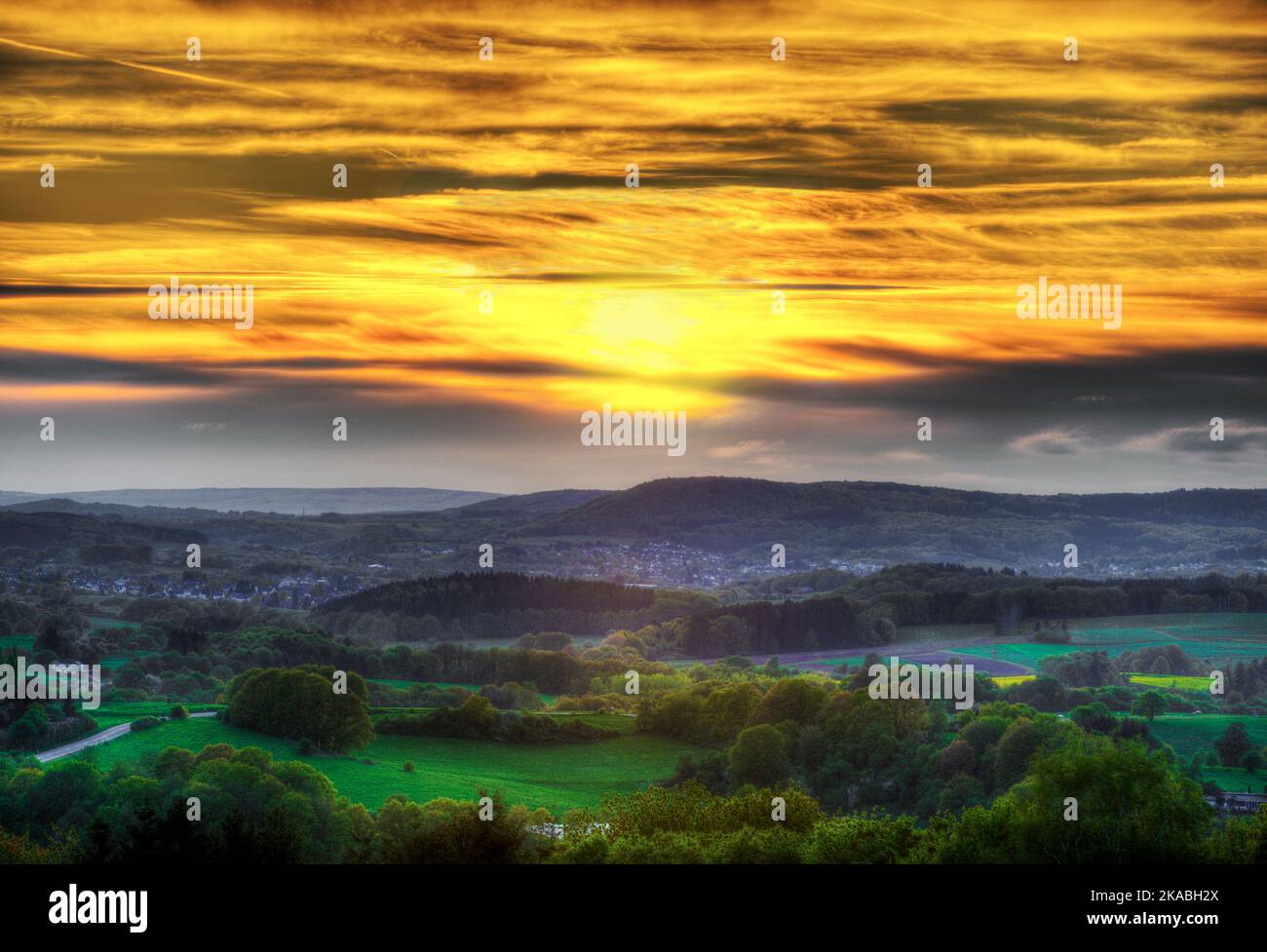 Sunset at rural area hi-res stock photography and images - Alamy