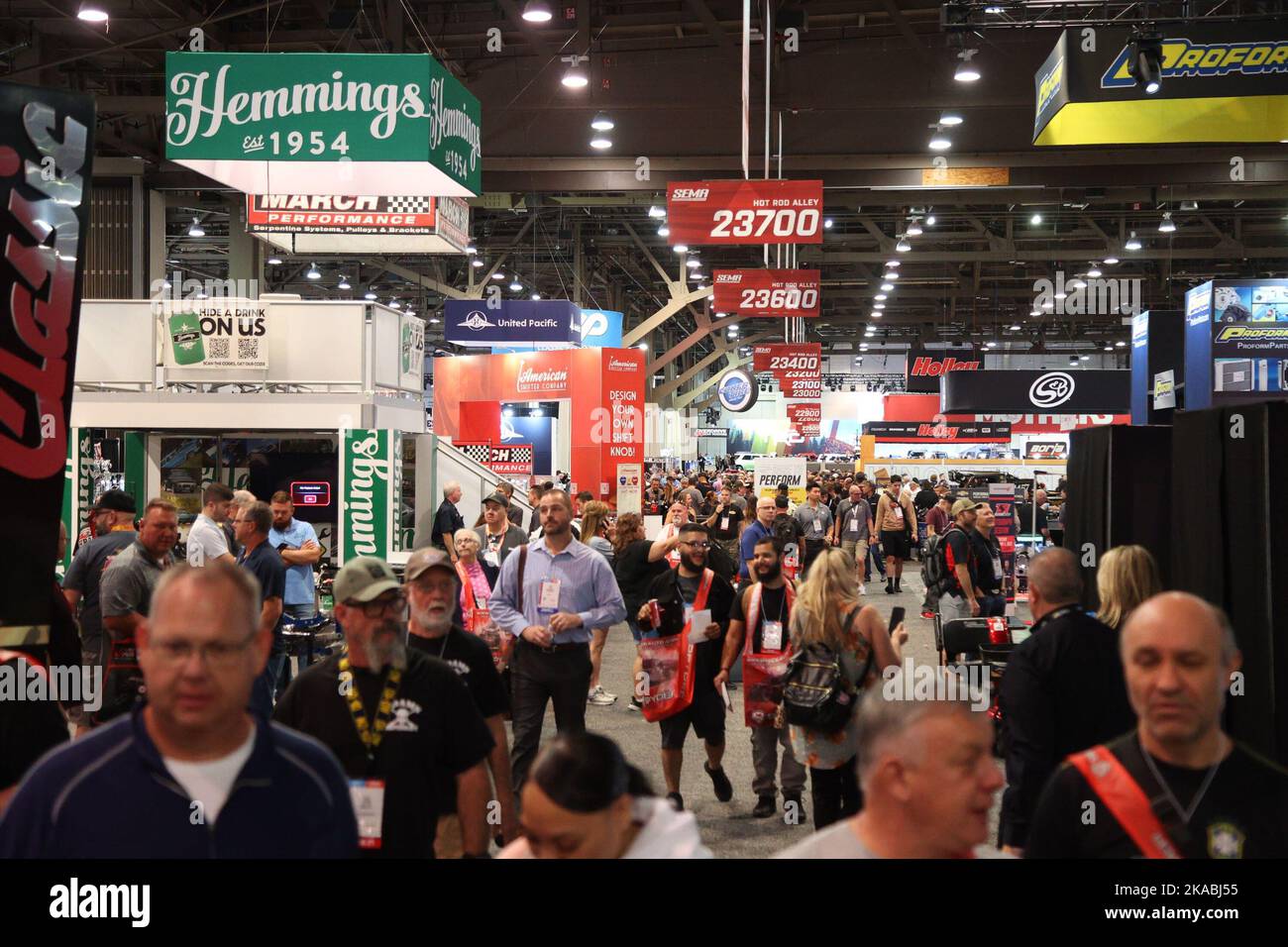 Sema show 2022 tue hi-res stock photography and images - Alamy