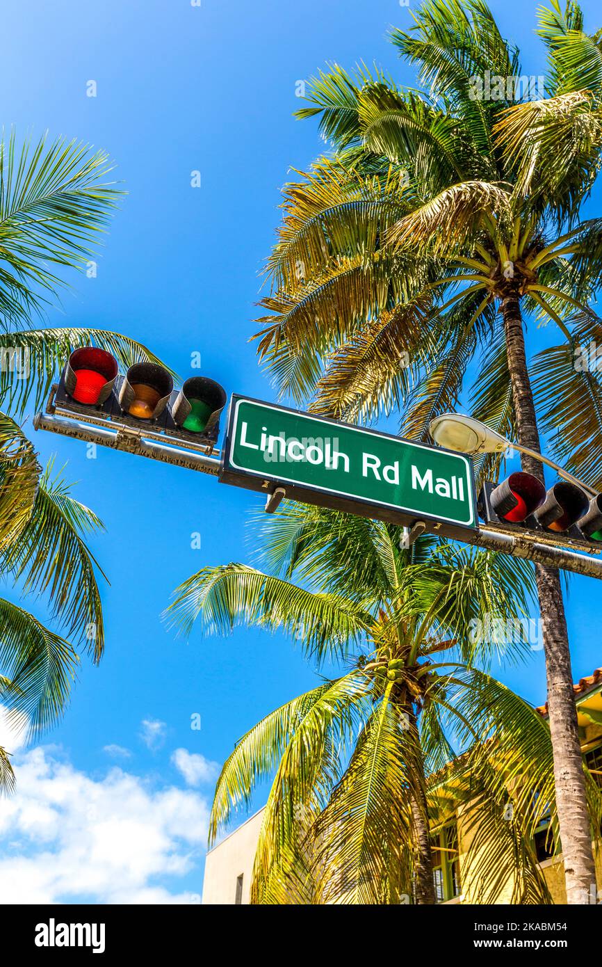 street sign Lincoln Road Mall in Miami Beach, the famous central ...
