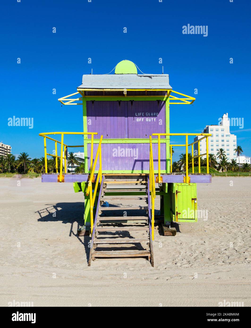 Lifeguard cabin on empty beach, Miami Beach, Florida, USA, safety ...