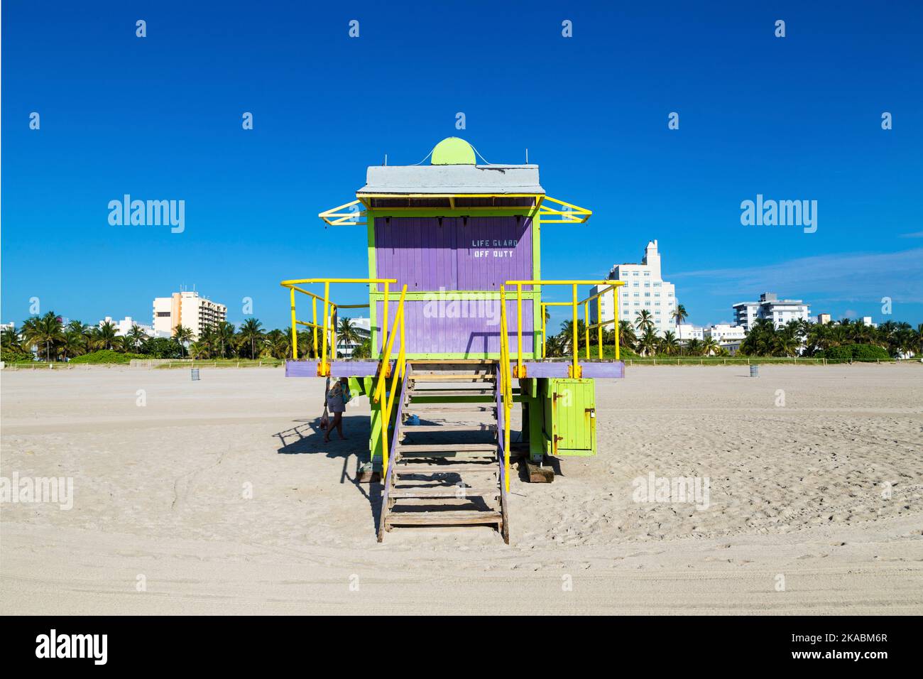 Lifeguard cabin on empty beach, Miami Beach, Florida, USA, safety ...