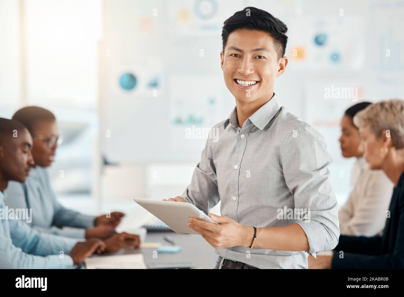 Asian technology worker hi-res stock photography and images - Alamy