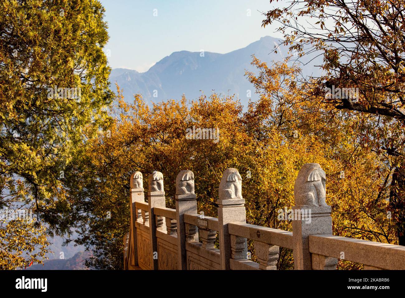 Colorful late autumn views in Zhongnan Mountain, Qinling, Xi'an City ...