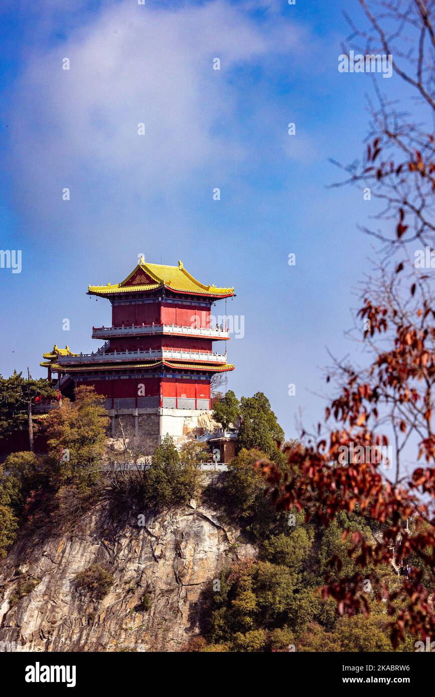 Colorful late autumn views in Zhongnan Mountain, Qinling, Xi'an City ...