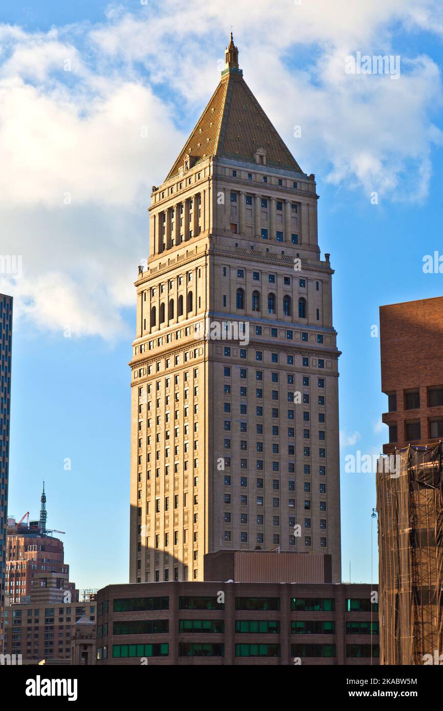 old skyscraper in New York Stock Photo - Alamy