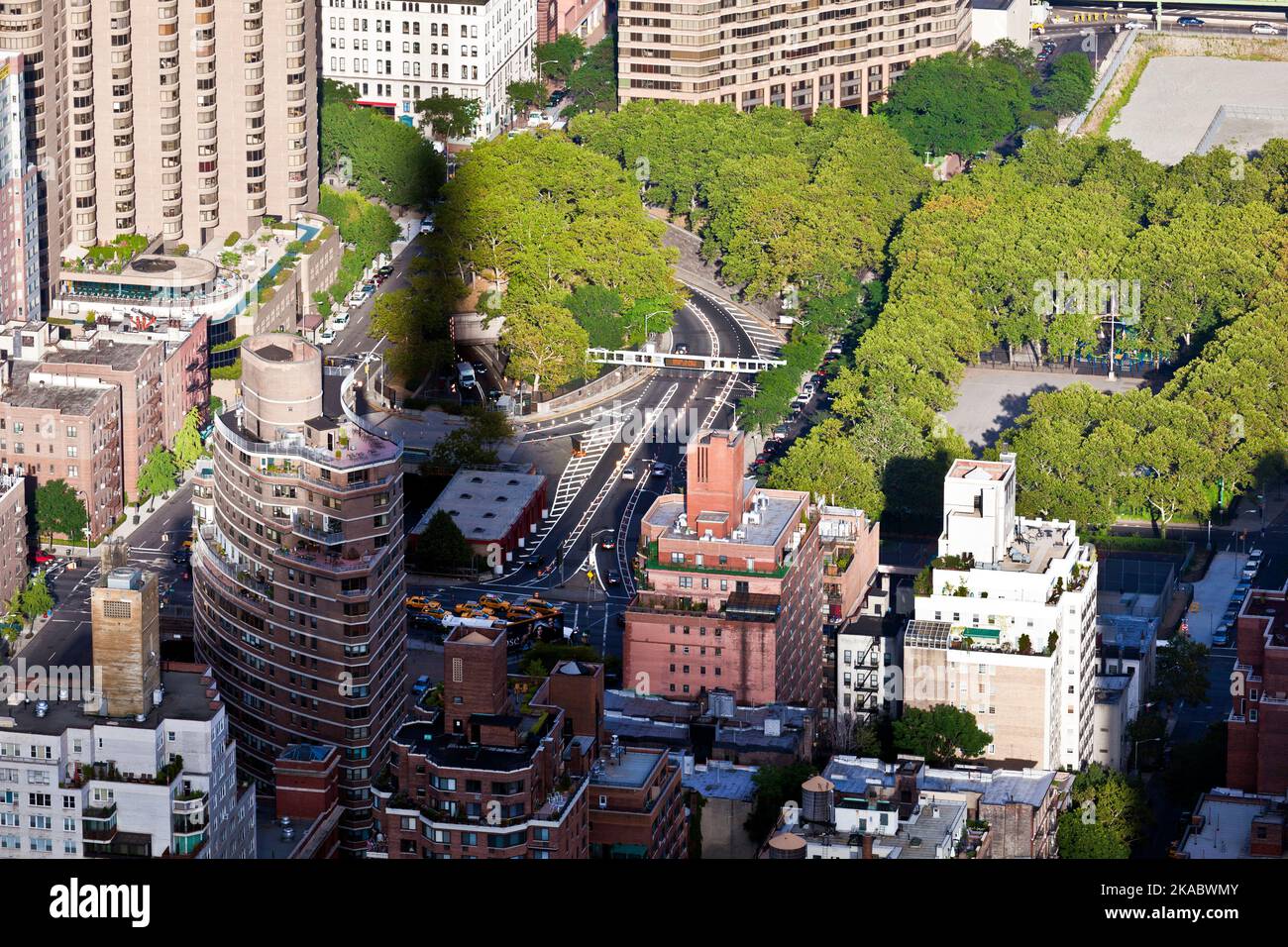 Aerial view illuminated new york hi-res stock photography and images ...