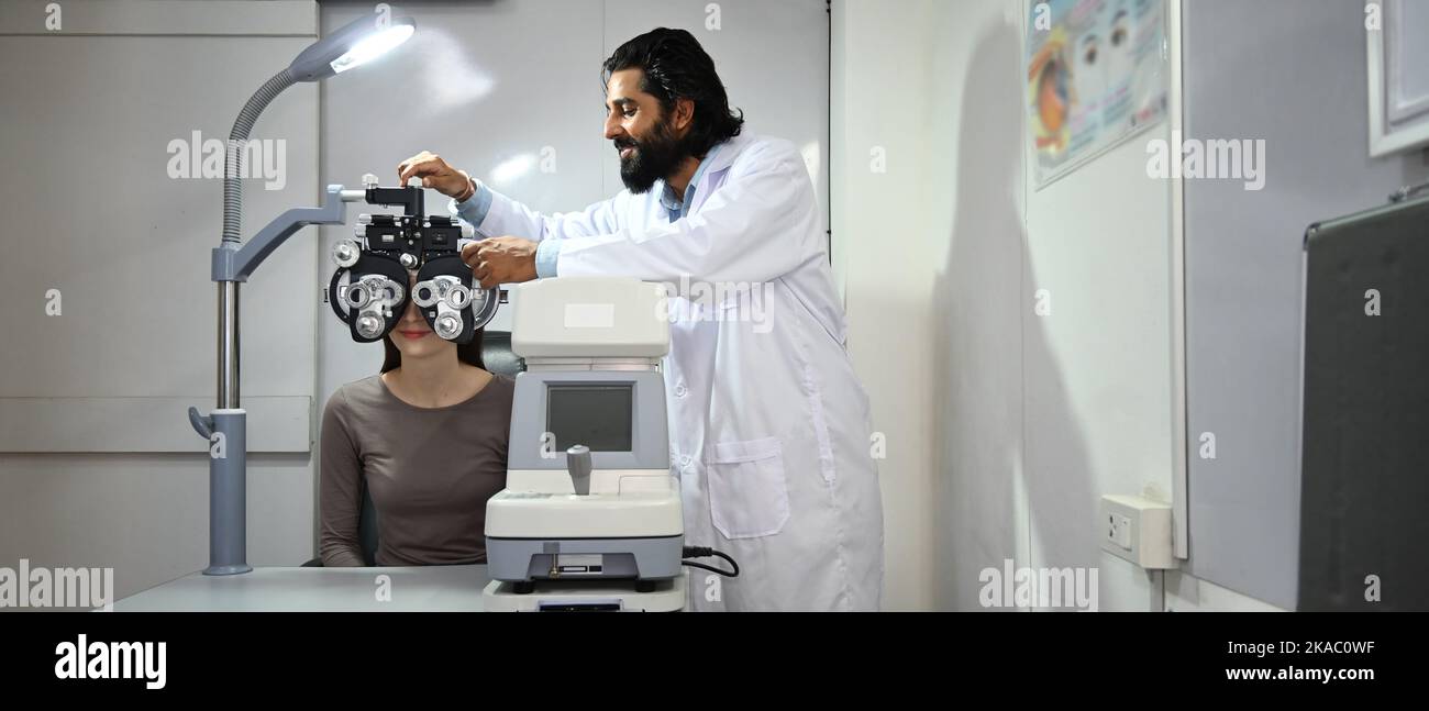 Eye checkup indian hi-res stock photography and images - Alamy