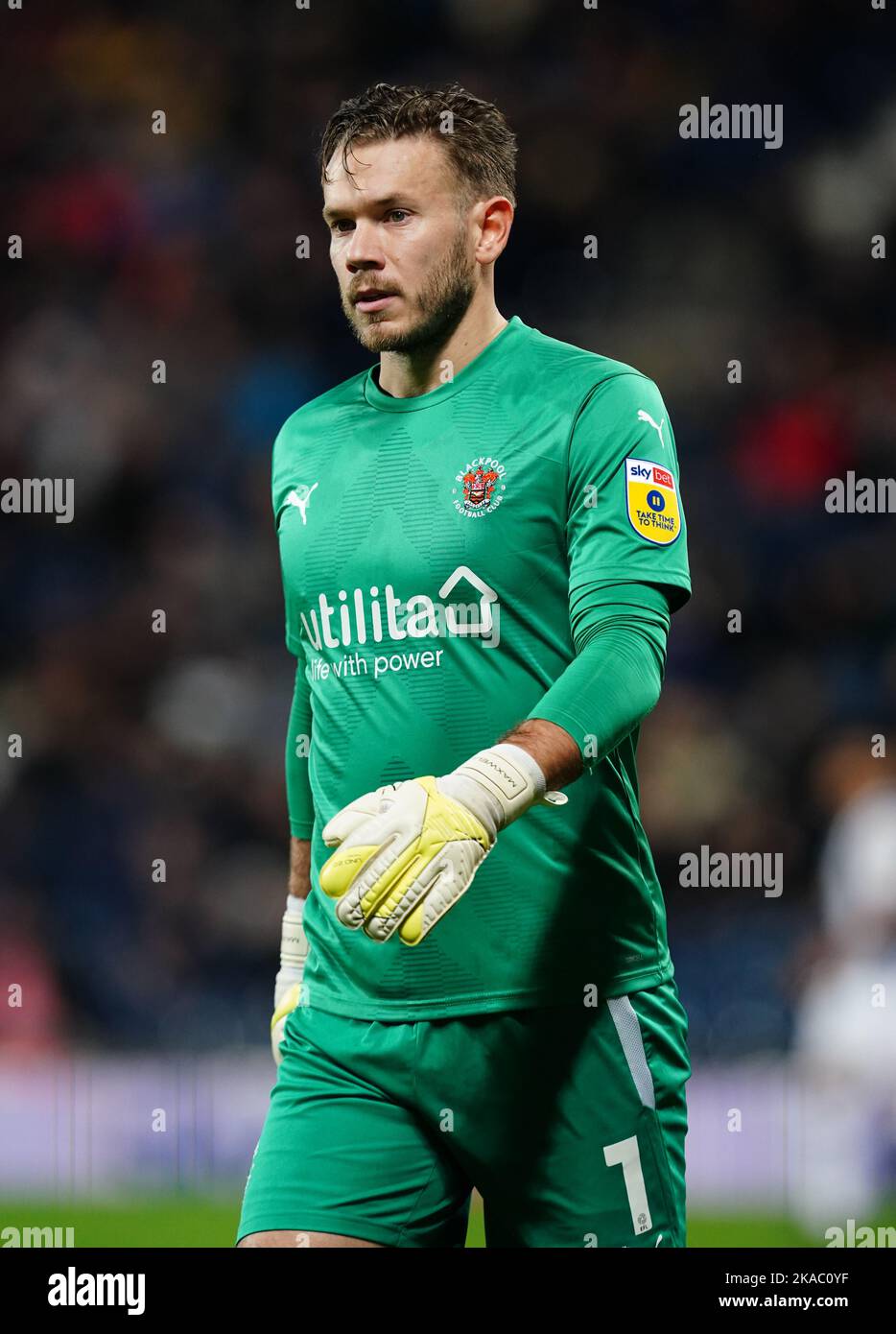 Blackpool goalkeeper chris maxwell hi-res stock photography and images ...