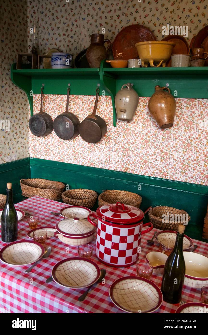 Flanders kitchen hi-res stock photography and images - Alamy