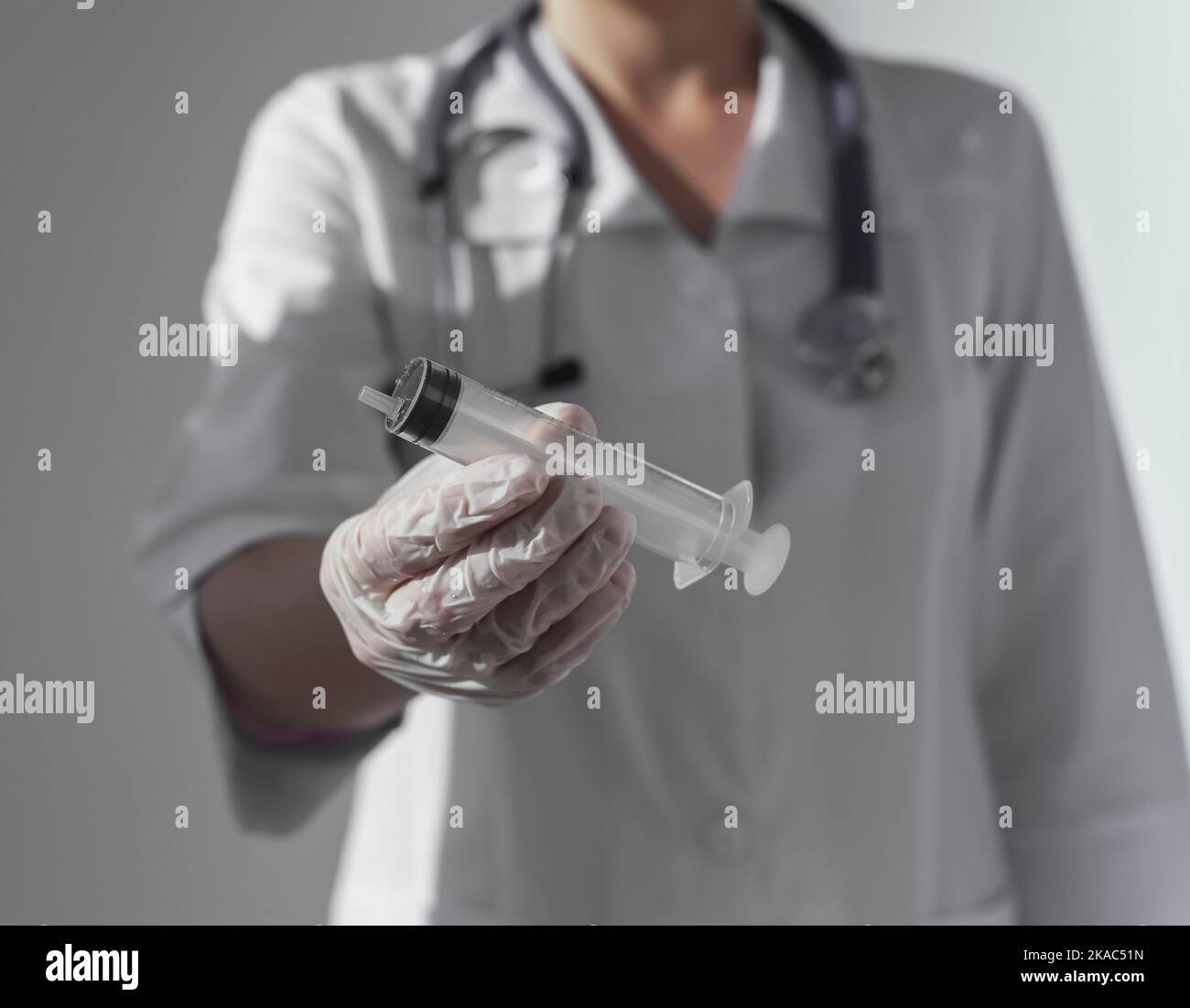 Hand toward camera hi-res stock photography and images - Alamy