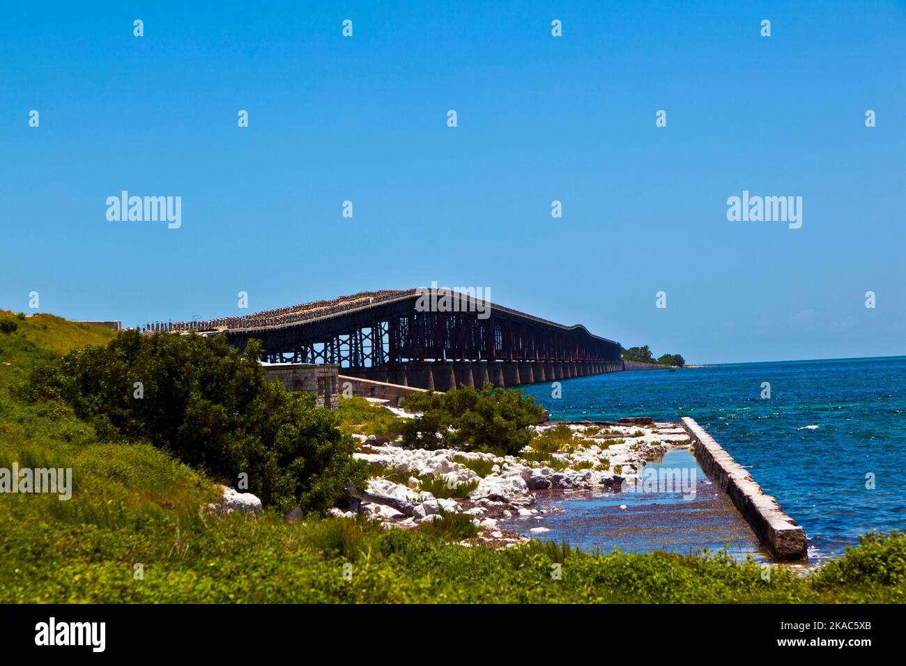 old rotten bridge near Bahia Honda State park Stock Photo - Alamy