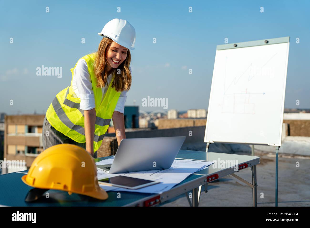 Engineer woman working construction site hi-res stock photography and ...