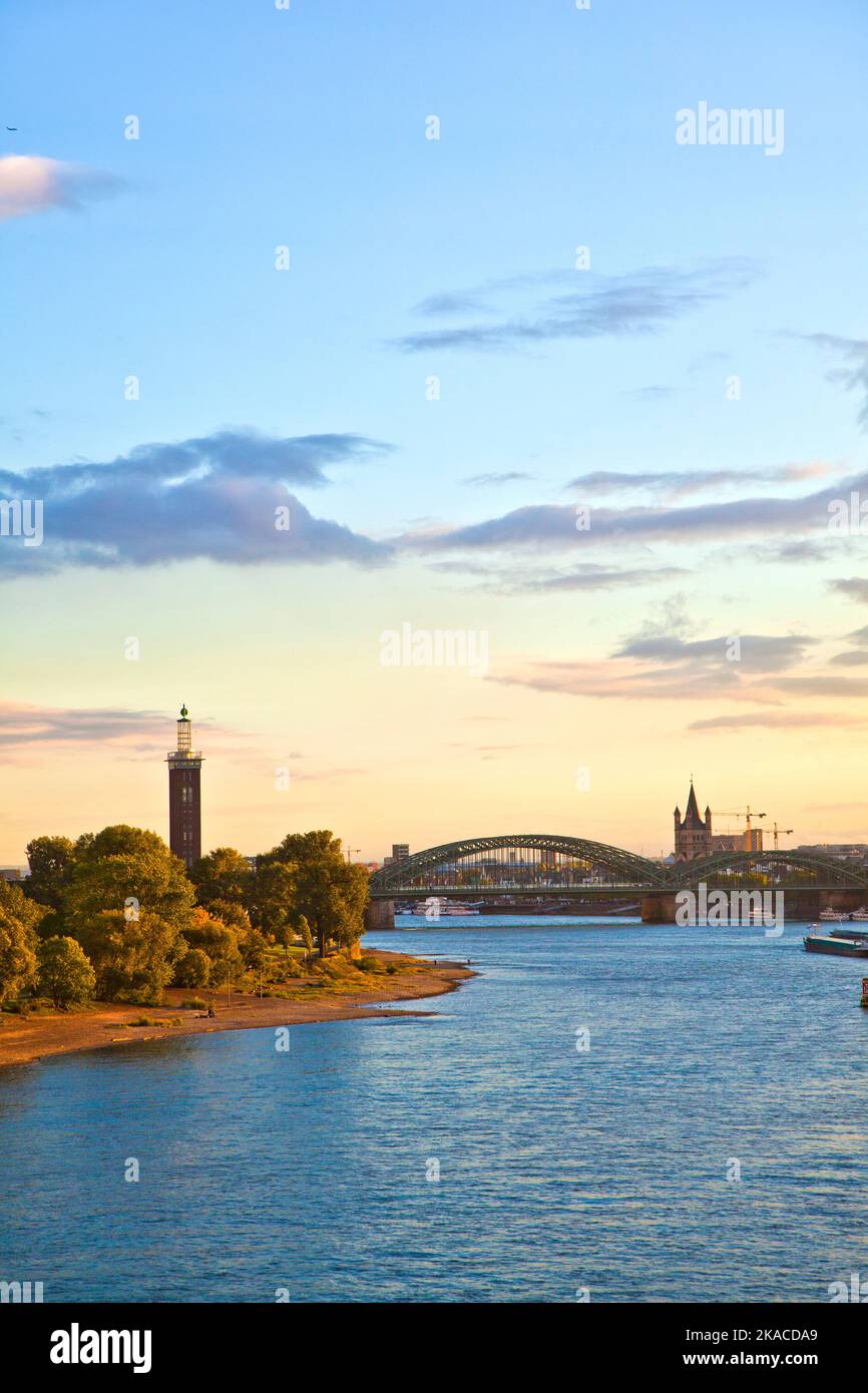 sunset in cologne with Dome and river Rhine Stock Photo - Alamy