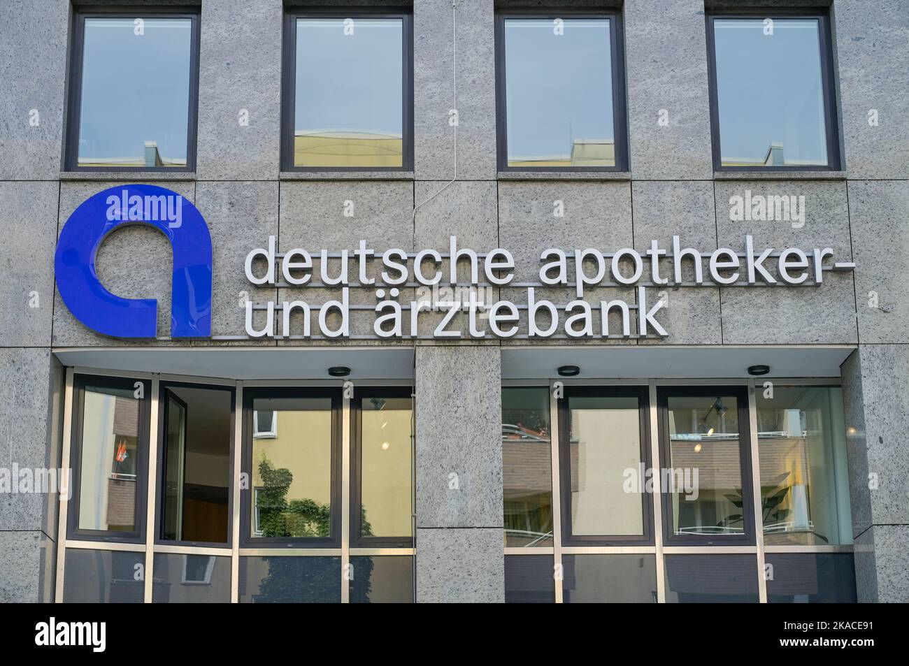 Deutsche Apotheker- und Ärztebank apoBank, Kantstraße, Charlottenburg ...
