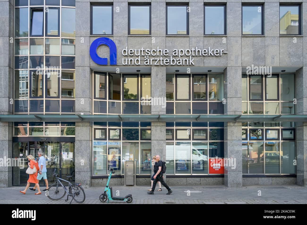 Deutsche Apotheker- und Ärztebank apoBank, Kantstraße, Charlottenburg ...