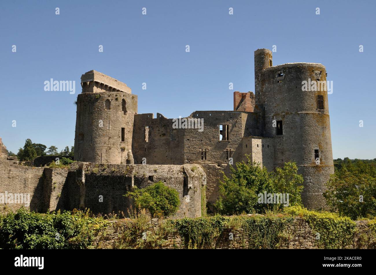 Chateau de Clisson in France Stock Photo - Alamy