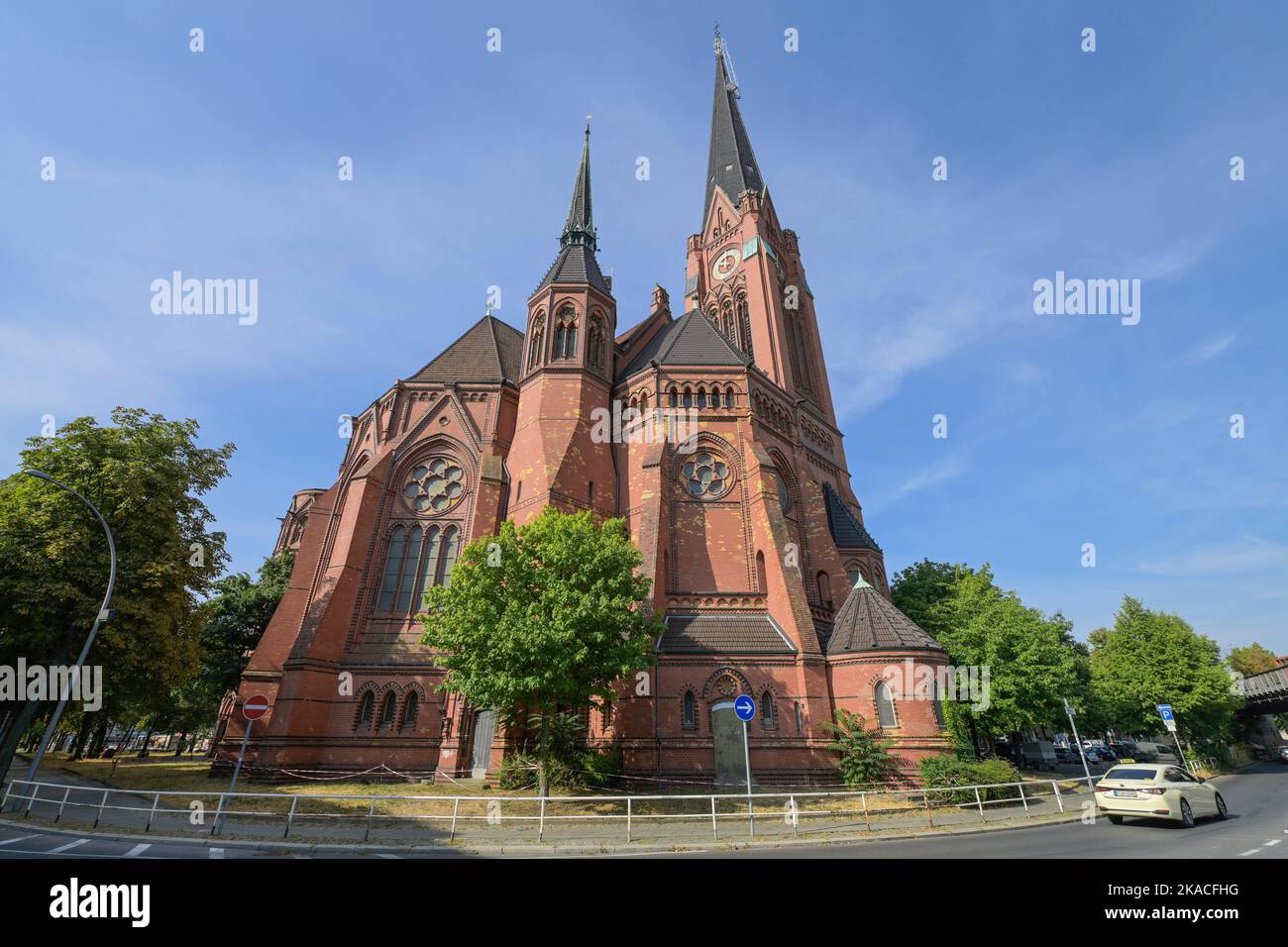 Luther-Kirche, Dennewitzplatz, Schöneberg, Berlin, Deutschland Stock ...