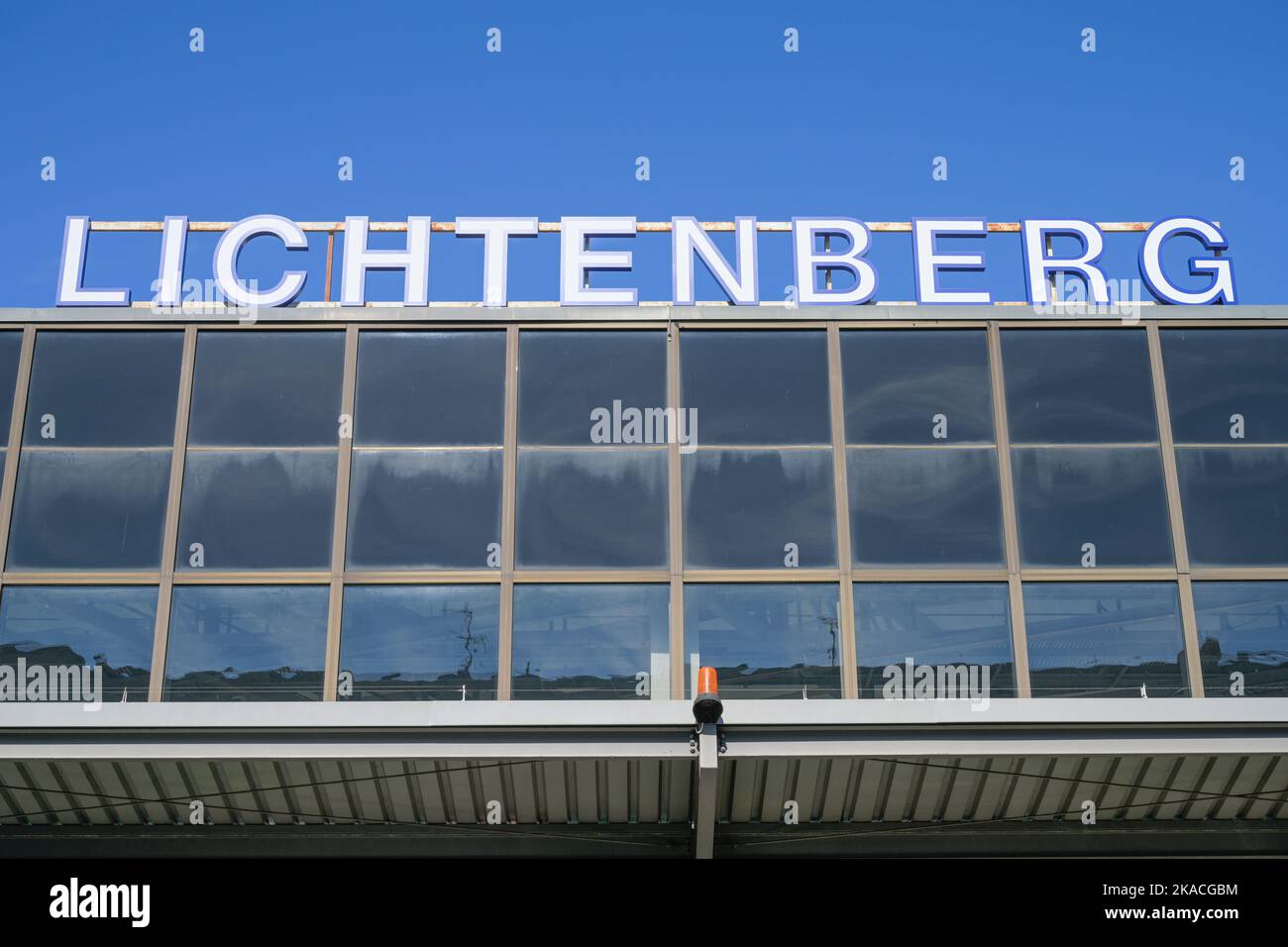 Bahnhof Lichtenberg, Weitlingstraße, Lichtenberg, Berlin, Deutschland ...