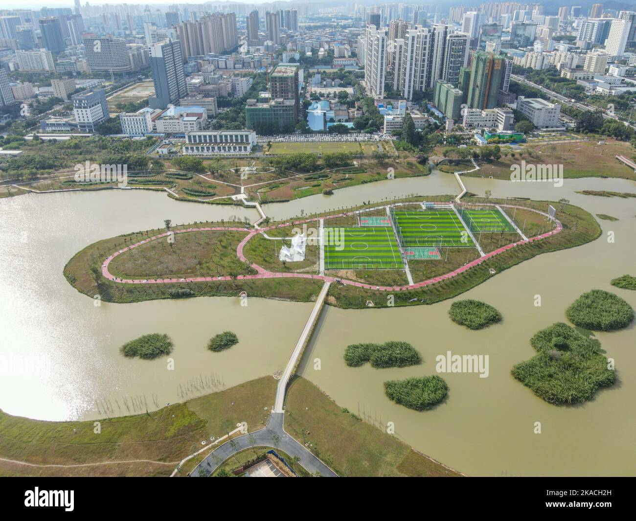 Aerial photos show Mingyue mid-lake island park has been opened with ...