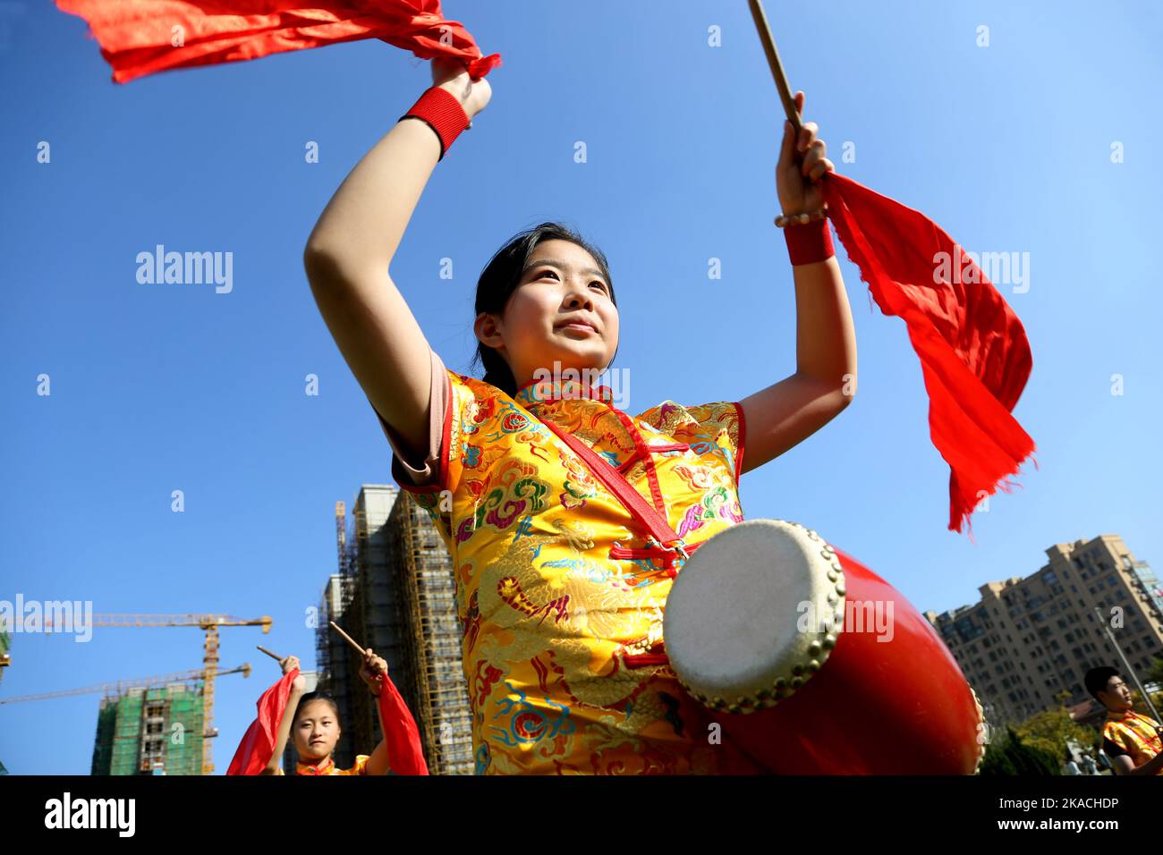 Aerial photos show the students of Haizhouwan Primary School practicing ...