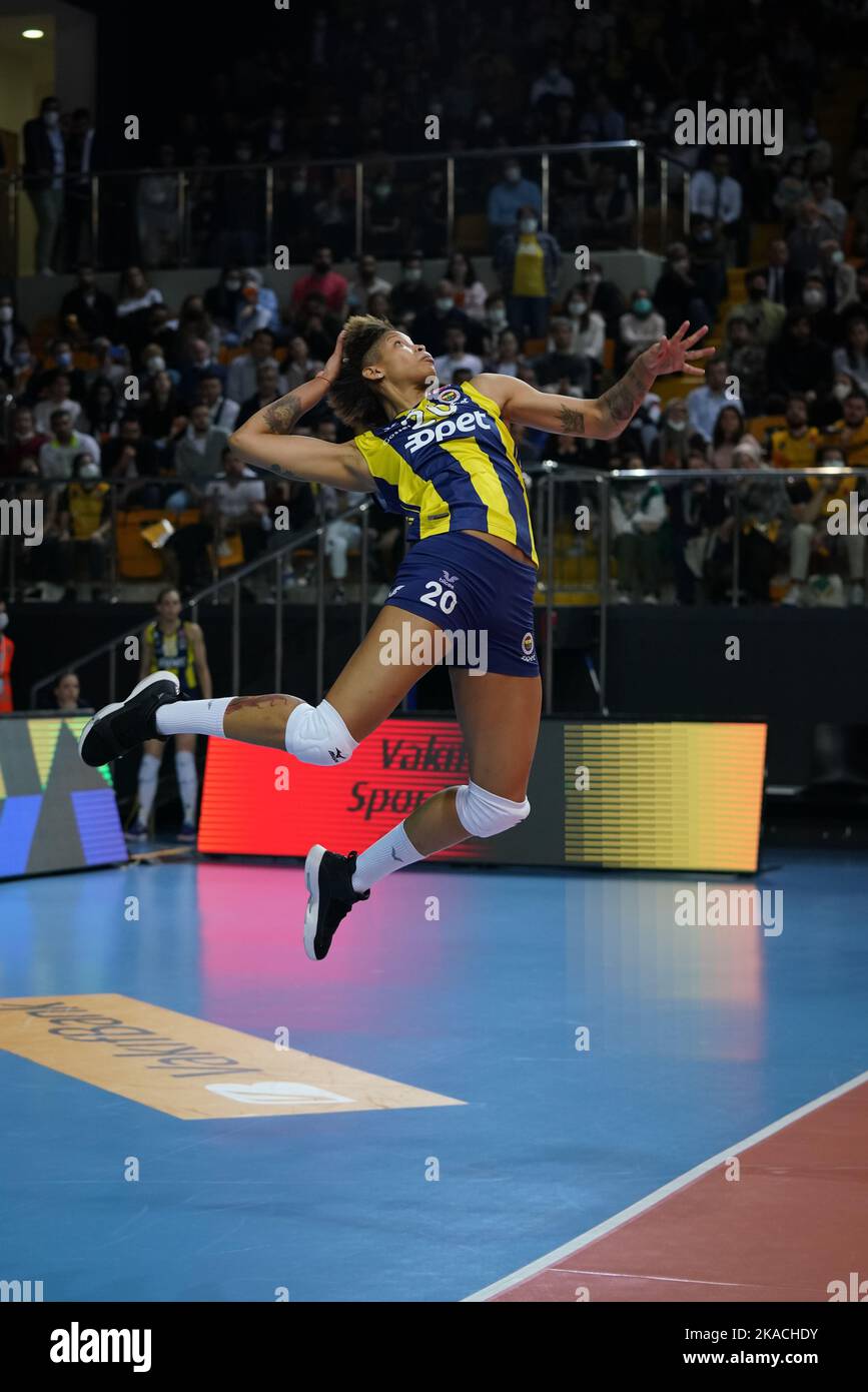 ISTANBUL, TURKEY - MARCH 31, 2022: Melissa Vargas serves during ...