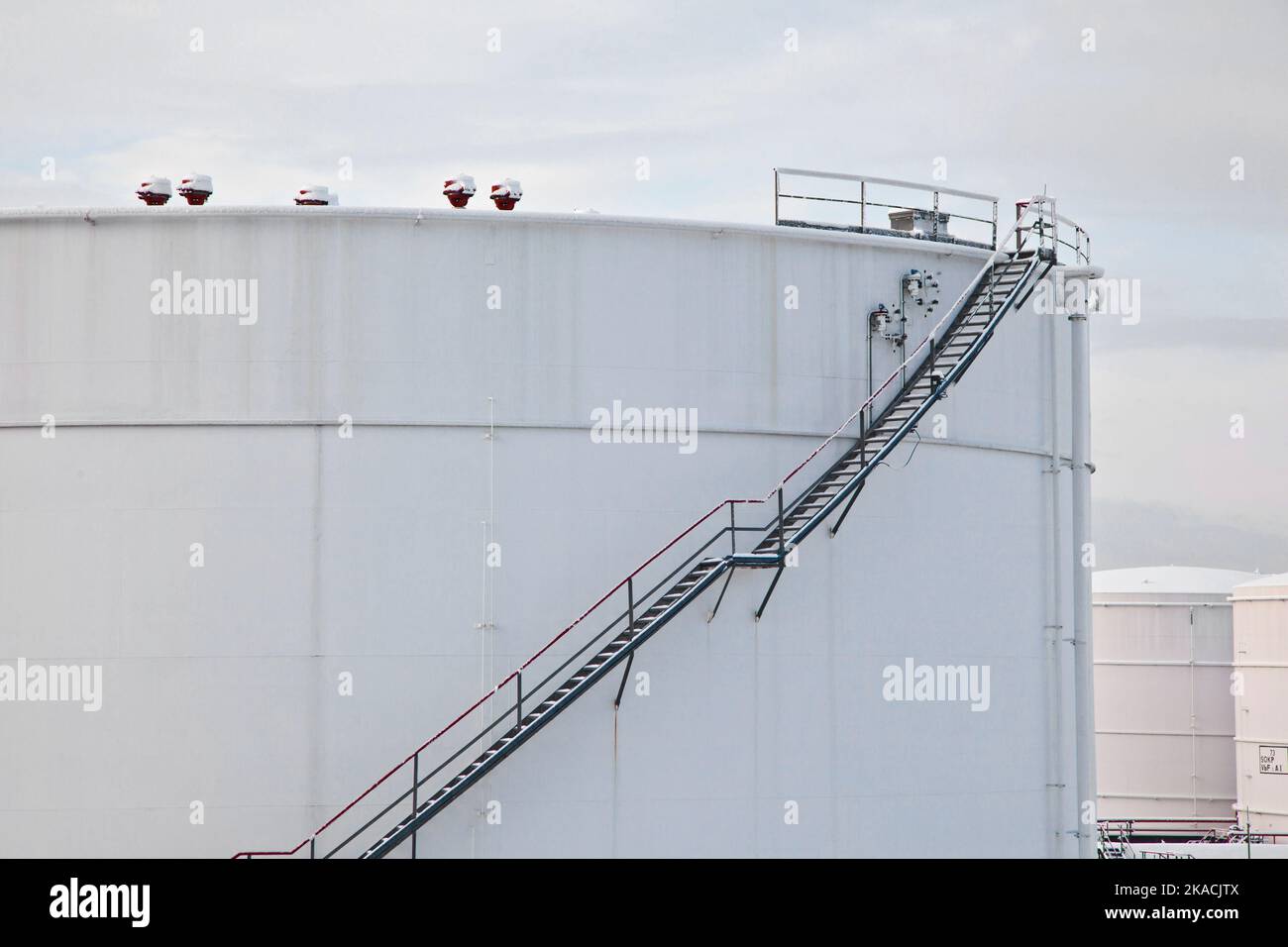 Climbing oil storage tank hi-res stock photography and images - Alamy
