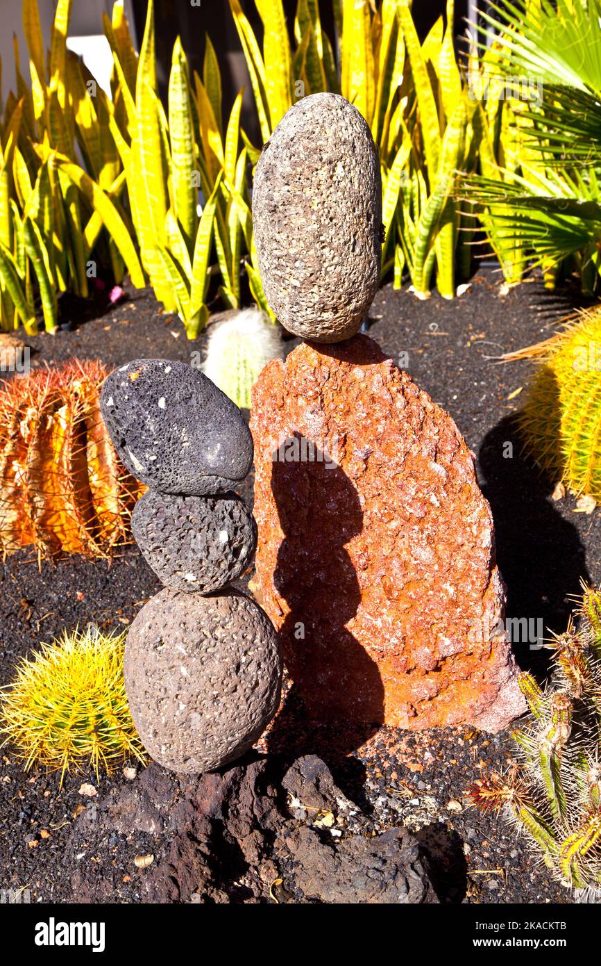 Lava sculptures hi-res stock photography and images - Alamy