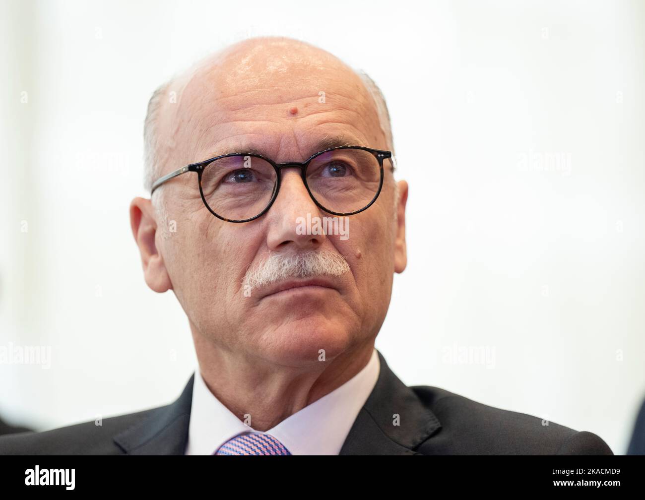 Robert schafer hi-res stock photography and images - Alamy