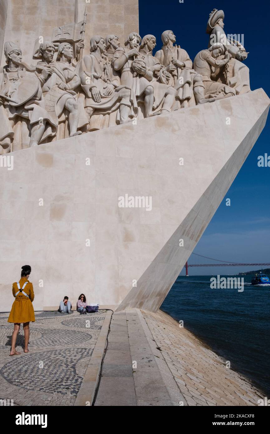 HENRY NAVIGATOR MONUMENT: Padrão dos Descobrimentos monument on the ...