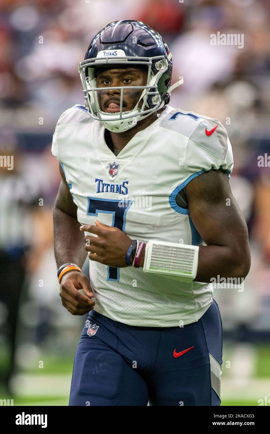 Tennessee Titans quarterback Malik Willis (7) during the NFL Football ...