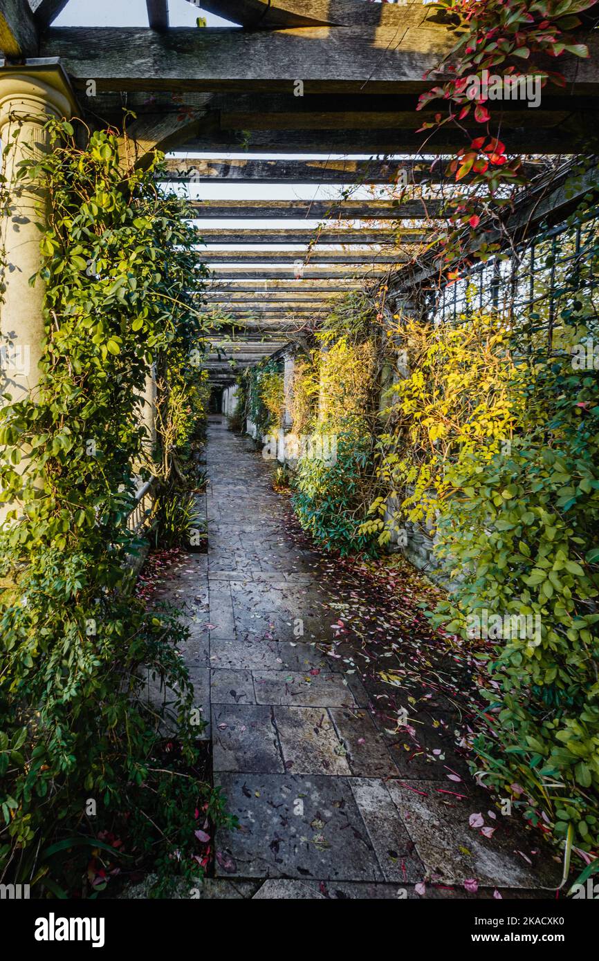 London's Hill Garden And Pergola in Hampstead in autumn Stock Photo - Alamy