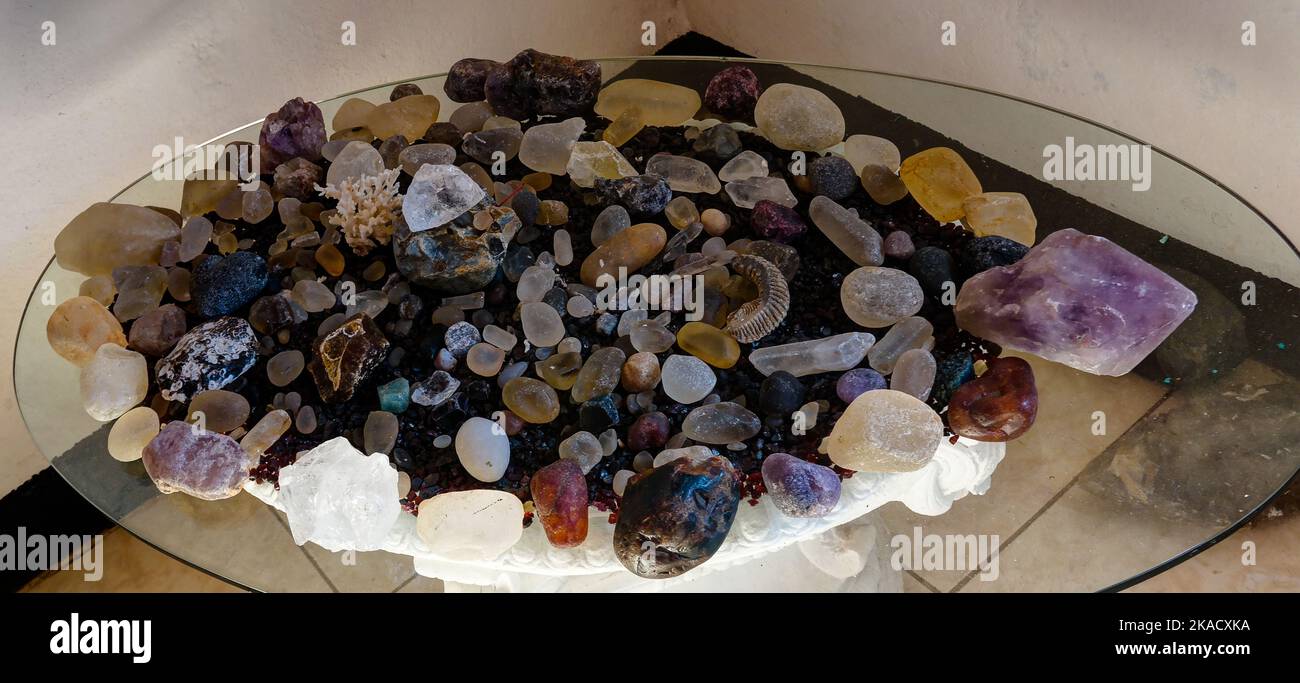 Mining of gems, gold and sapphires at Ilakaka Ihosy District, Ihorombe ...