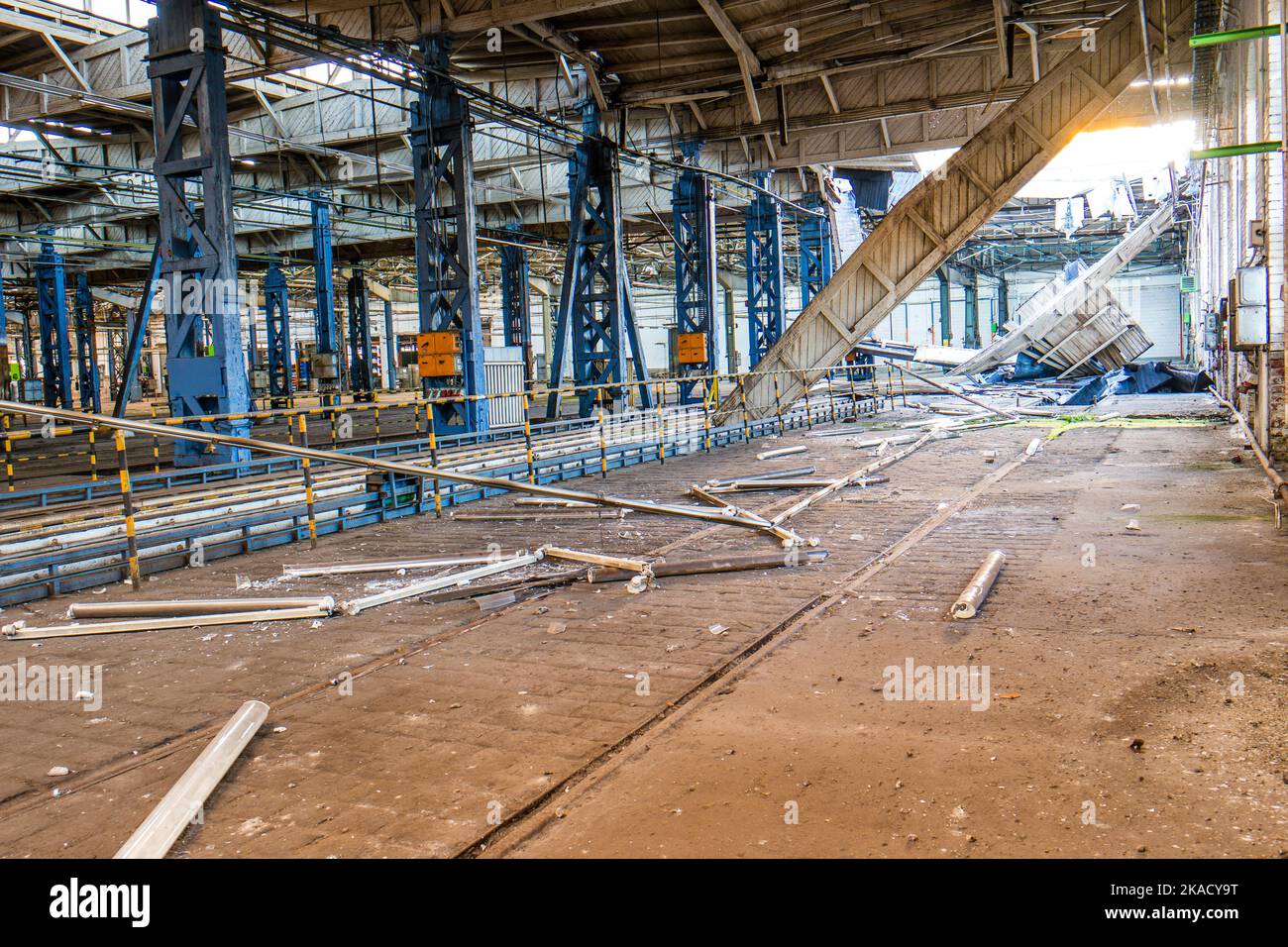 Old dilapidated factory building from the former GDR Stock Photo - Alamy