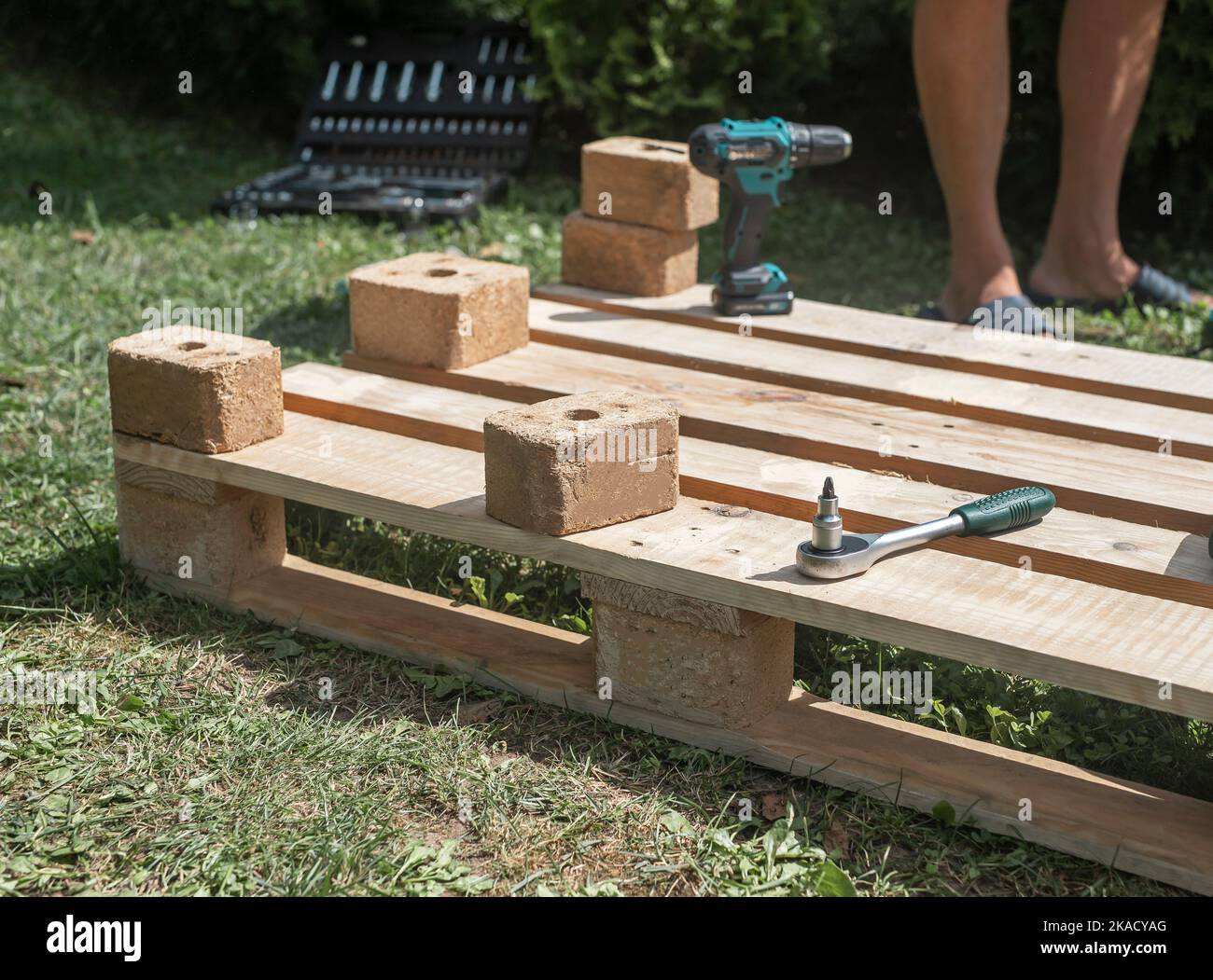 Wooden pallet for handmade furniture, constructing and repairing in ...